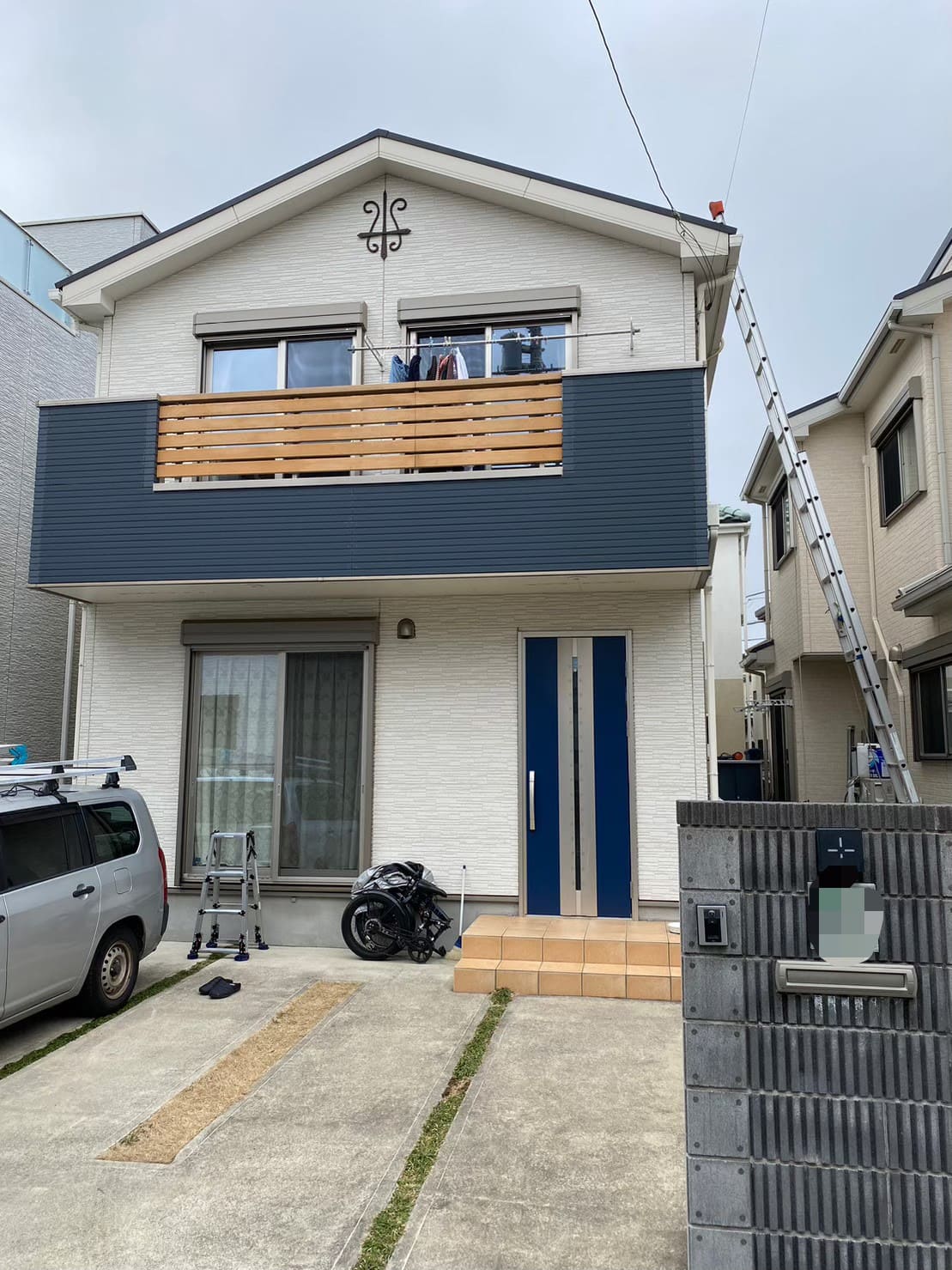 2023年5月18日 神奈川県相模原市中央区上溝T様邸 デザインアンテナと4K8K対応BS/CSアンテナ設置工事 | テレビアンテナ工事【みずほアンテナ】